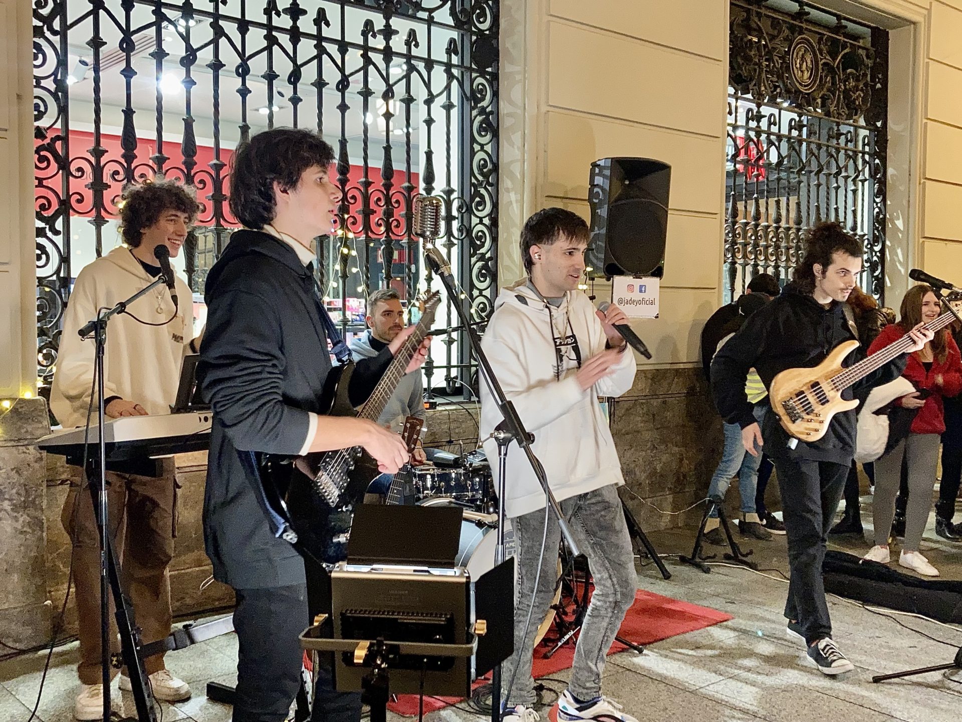 Jadey: «El éxito es poder hacer feliz a la gente haciendo lo que a mí ...